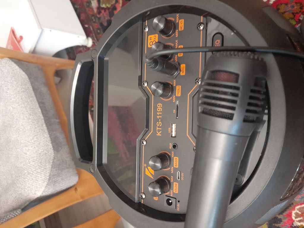 اسپیکر بلوتوثی قابل حمل مدل kts-1199 – بهزادی شاپ